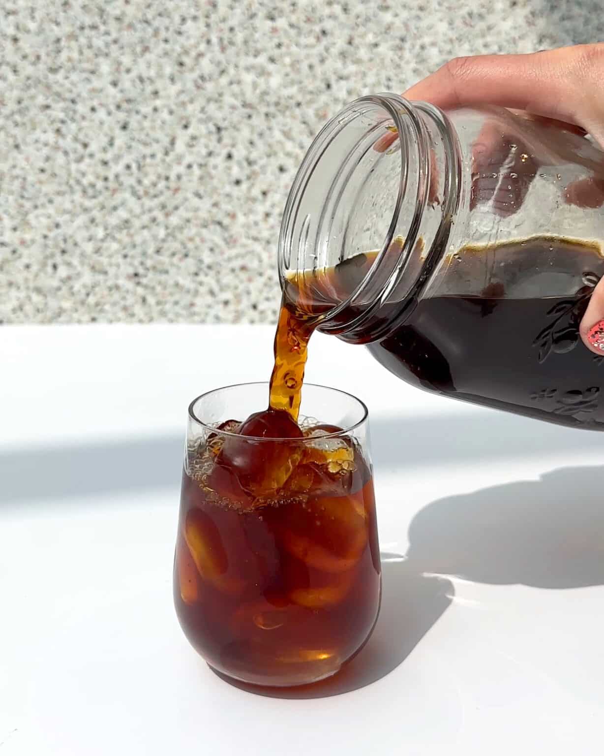 Hva er forskjellen på cold brew og iskaffe? - Solberg og Hansen